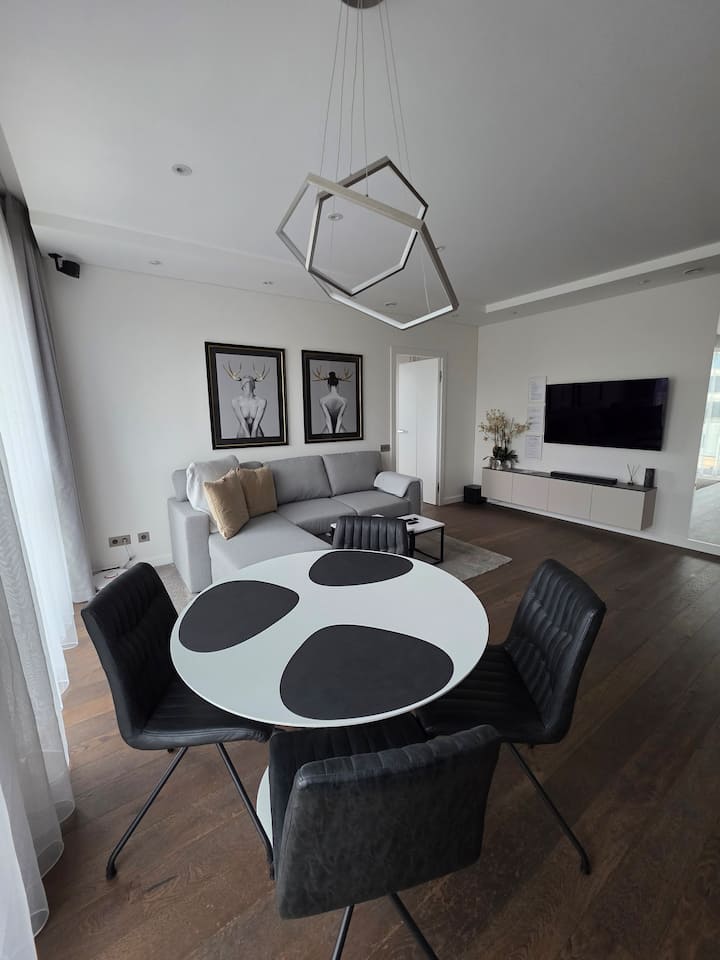 Brand New Fourth Floor Apartment In Vilnius Center - Vilnius