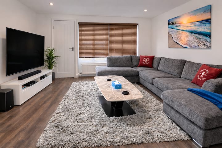 Luxury 3 Bedroom House, Central & Child Friendly - Liverpool