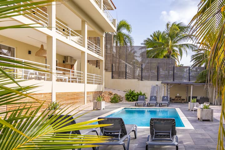 Tropical Apartment With Pool At Jan Thiel - Curaçao
