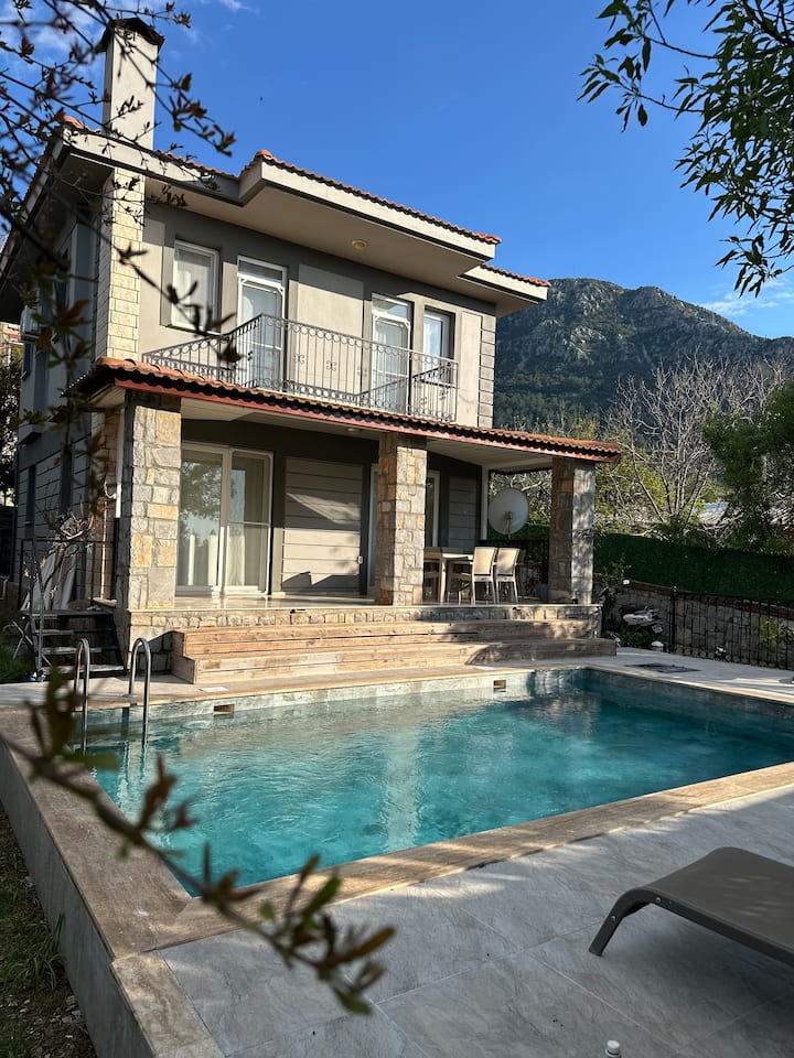 Fetihiye/ölüdeniz'de 3+1 Müstakil Villa(2) - Ölüdeniz
