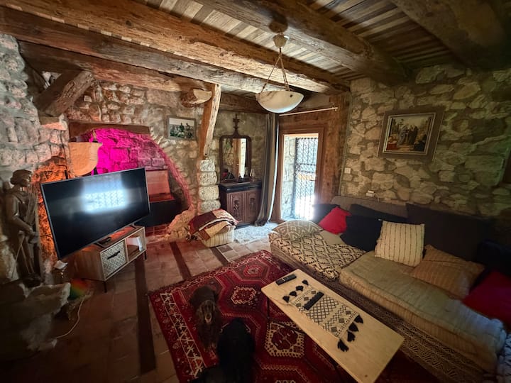 Charmante Maison De Village : - Bourg-Saint-Andéol