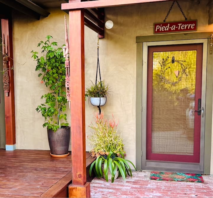 Mission Canyon Pied-à-terre - Santa Barbara, CA