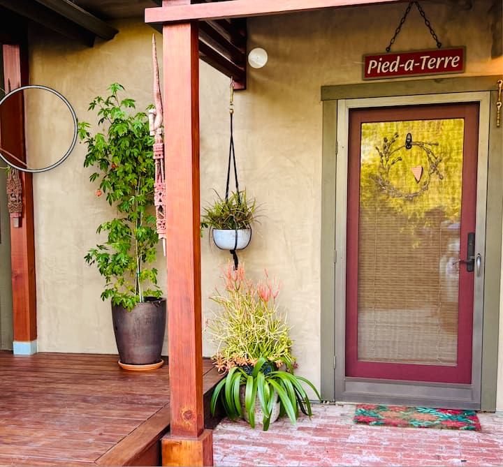 Mission Canyon Pied-à-terre - Santa Barbara, CA