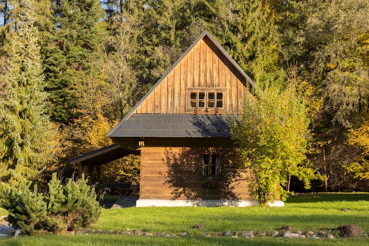 Wooden Cottage In Liptovský Dvor With Breakfast - Liptovský Mikuláš