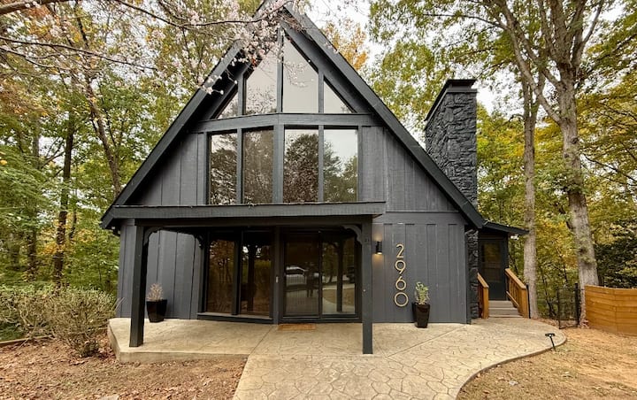 A Cozy Retreat With Jacuzzi- Your Nature Get Away - Gainesville, GA