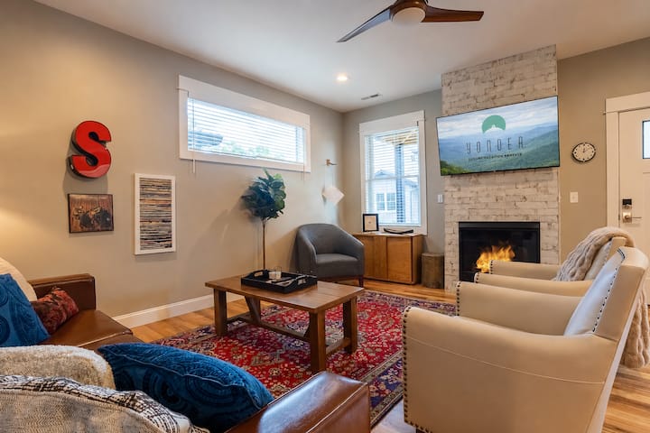 167 M² Vivenda ∙ 4 Quartos ∙ 8 Hóspedes - Asheville, NC