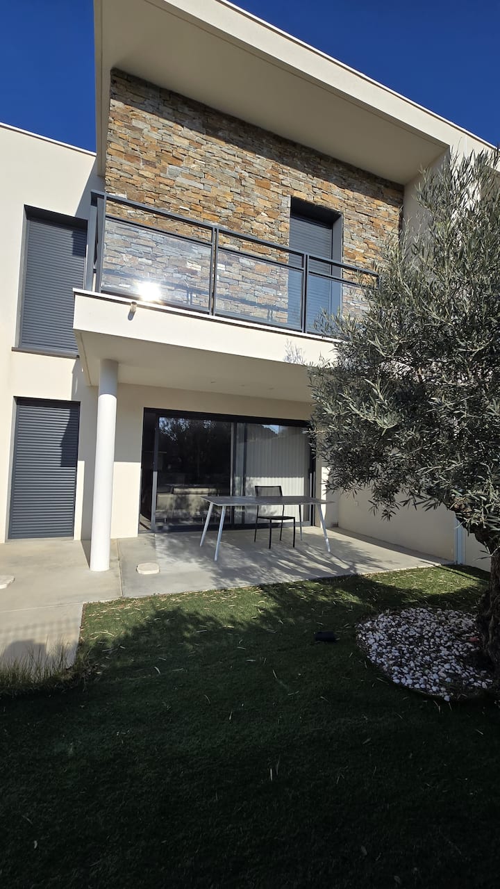 Coup De Cœur : Maison Moderne Entre Ville Et Mer - Perpignan