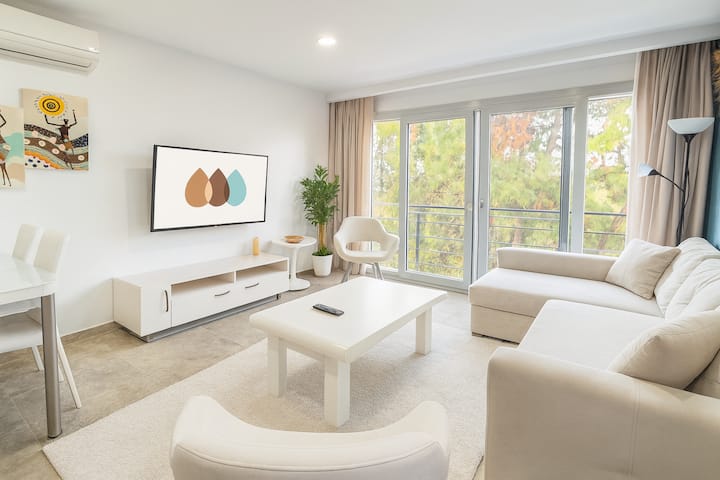 Havre De Paix En Forêt Avec Piscines - Davutlar