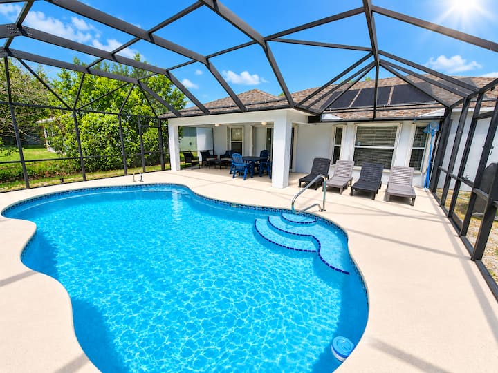 Tropical Paradise! Heated Pool With Boat Parking! - Sebastian, FL
