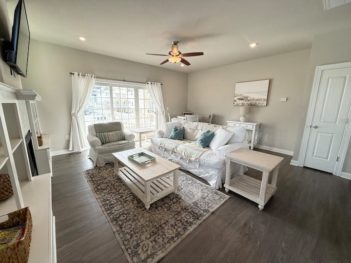 Next To Sportsplex, Convention & Wave Park - 417 - Virginia Beach, VA