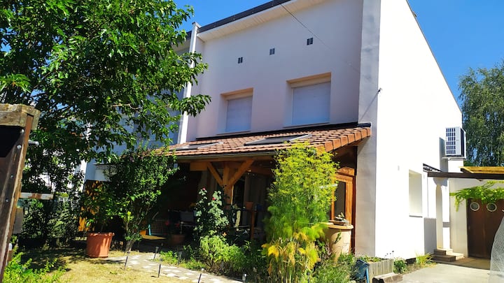 Agréable Maison Avec Terrasse Et Jardin - Gap