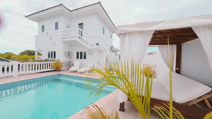 Divine Villa ; Private Pool - Curaçao