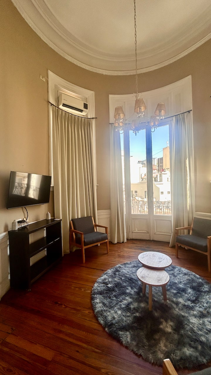 Estilo Europeo 2 Cuartos 2 Baños 200mts Obelisco - Buenos Aires