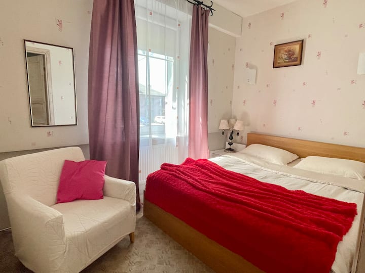 Lovely And Quiet Condo In Kristiine. Free Parking. - Tallin