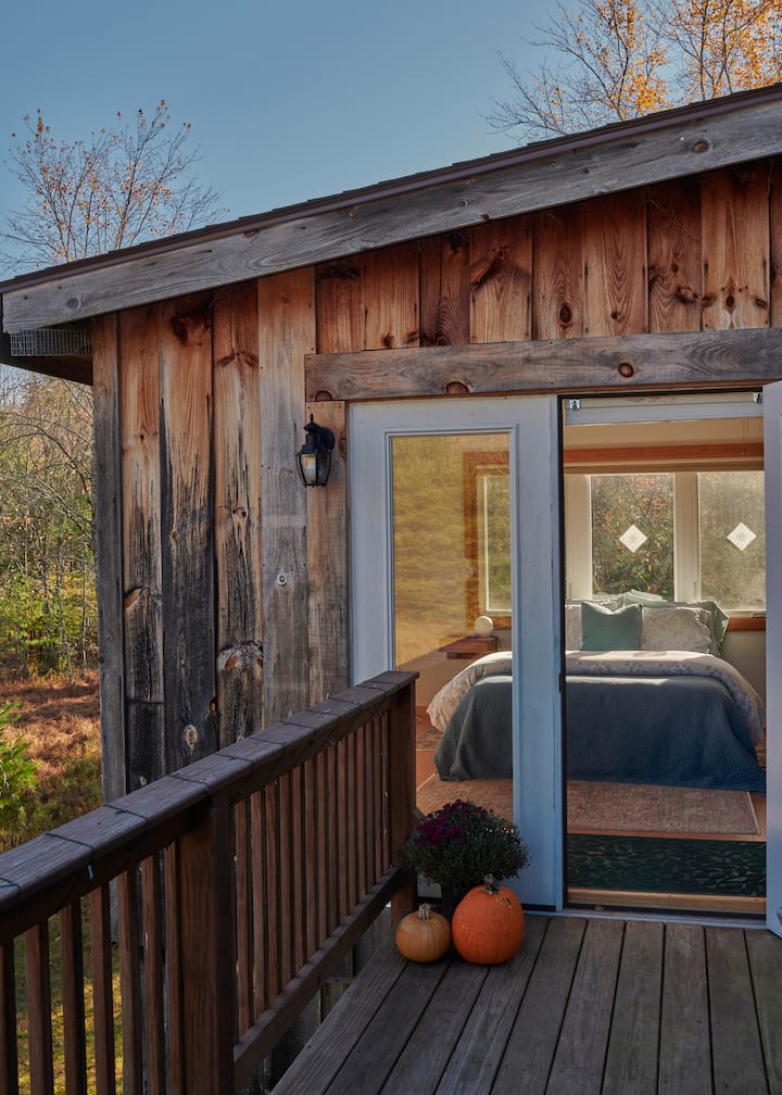 Woodstock Retreat With Hot Tub And Deck With View - State of New York