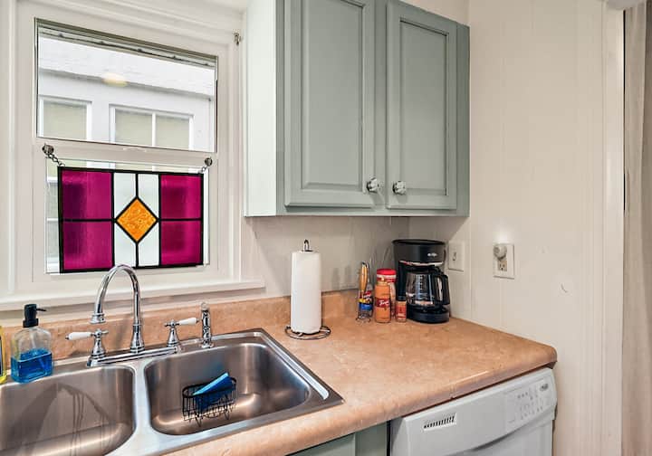 Right In The Heart Of Dt Mount Dora! King Bed! - Mount Dora, FL