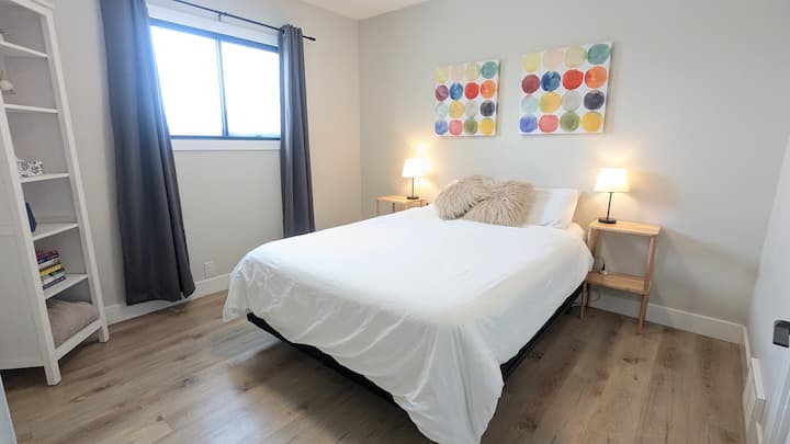 Cozy 4 Bedroom • Games Room - Leduc