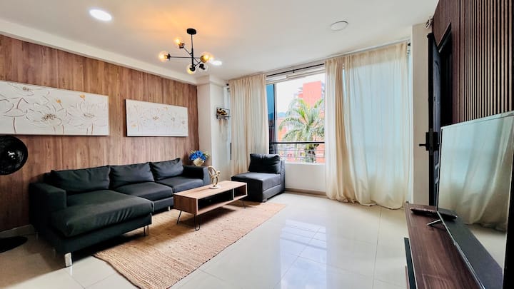 Hermoso Apartamento De 3 Habitaciones - Medellín