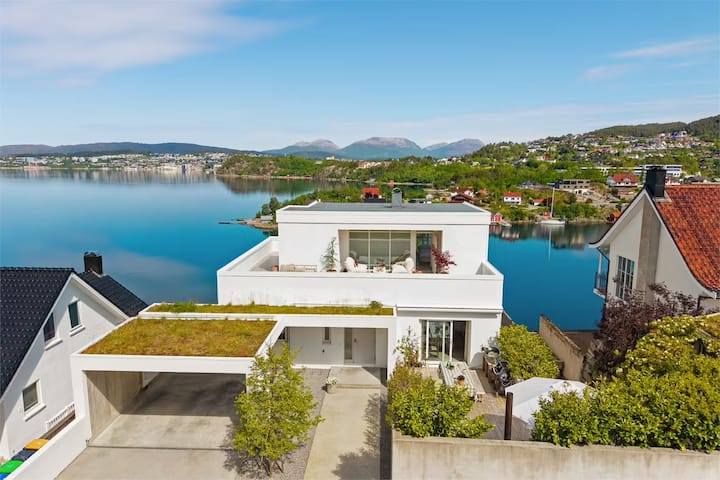 Architect Designed House, Great View, Roof Terrace - Ålesund