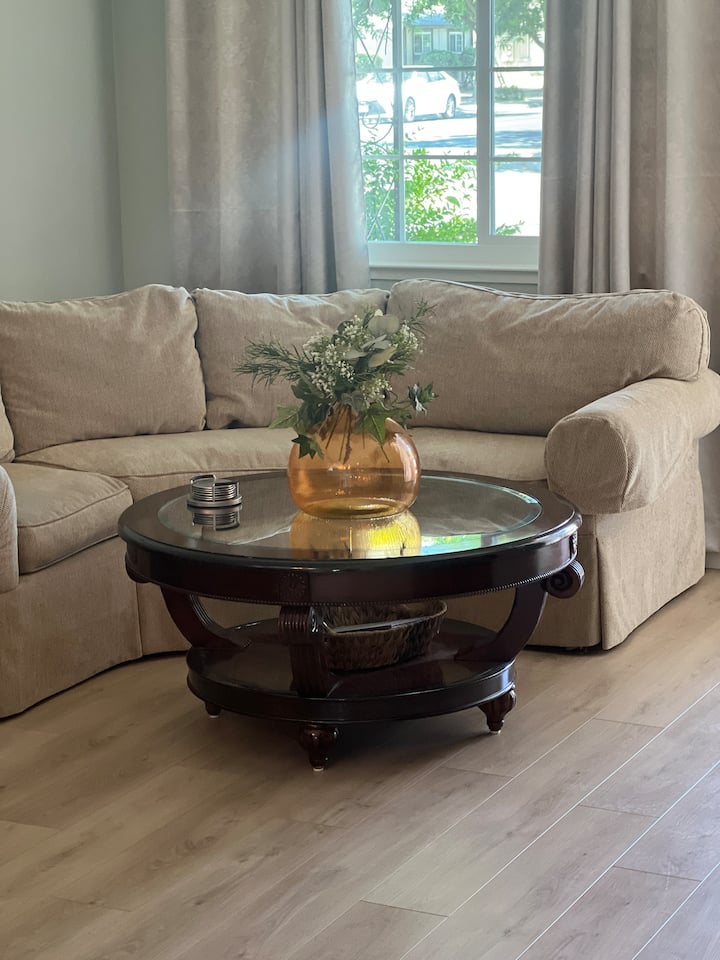 Awesome Home. Close To Hospitals, Parks & Stores - Modesto, CA