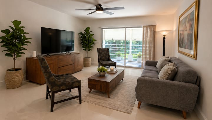 Bright Renovated Condo W/ Large Sunny Balcony - Seminole Casino Coconut Creek