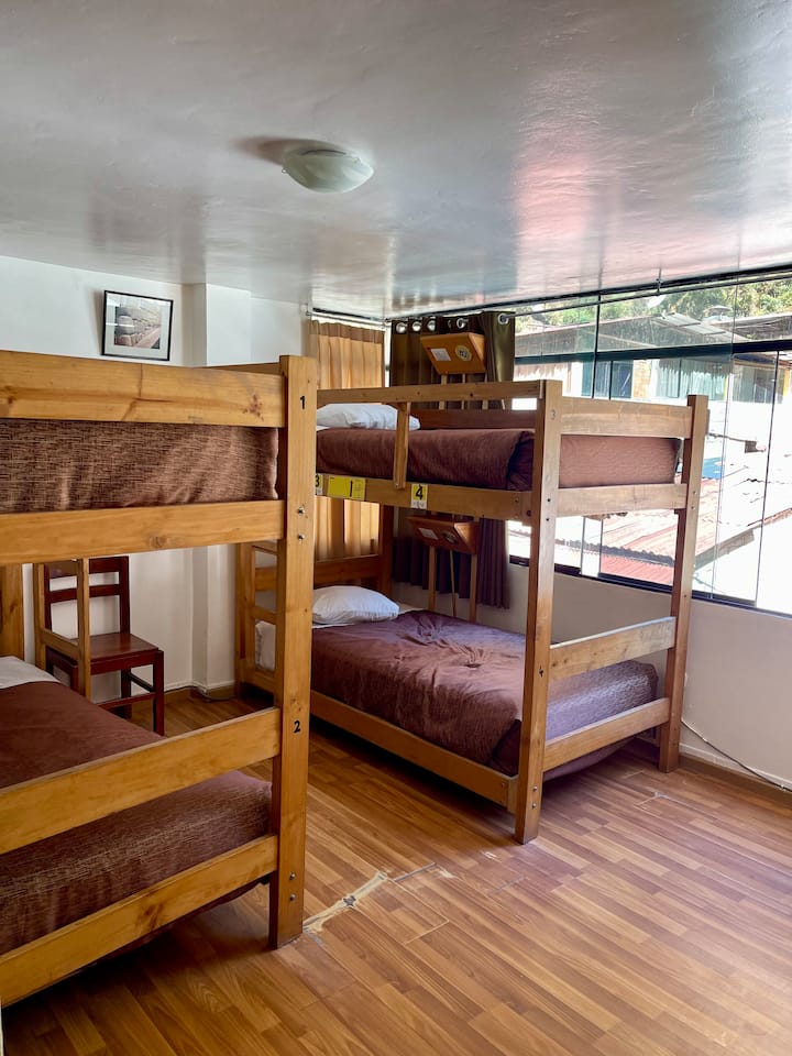 Habitación Mixta Compartida “Nativus Hostel” - Aguas Calientes