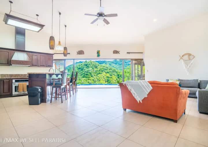 Luxury 4 Bedroom W/ Private Waterfall & Ocean View - Costa Rica