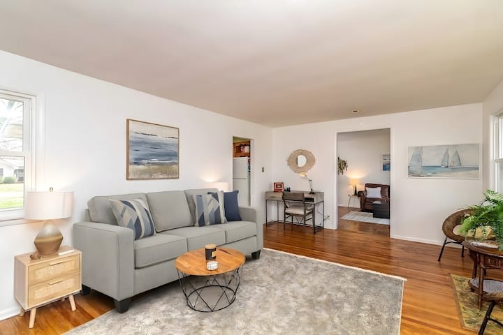 Bay-view Bungalow, Dogs Welcome, Parking - Atlantic City, NJ