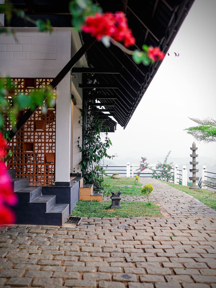 The Highlander | Private Bungalow - Vagamon