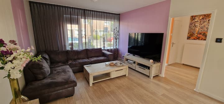 Gezellig En Mooi Hoekhuis Op Een Goede Locatie - Nijmegen