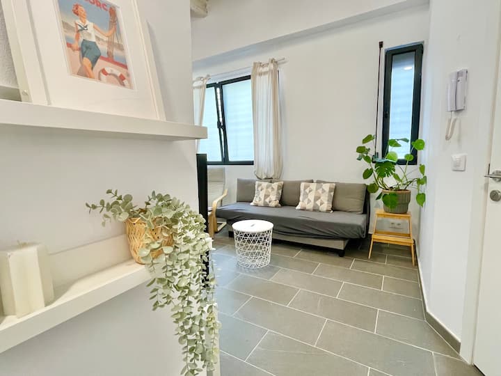 Apartamento Moderno, Tranquilo Y Bien Comunicado - Barcelona