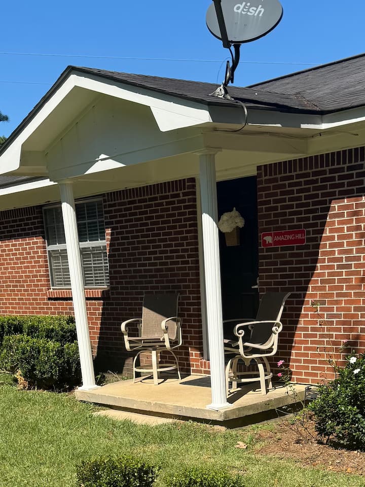 Amazing Hill, Country Duplex/mobile-saraland! - Mobile, AL