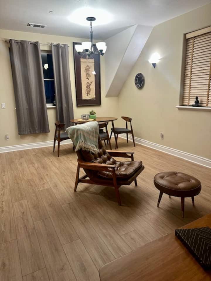 Sunny 1-bedroom Gem In The Heart Of Nevada City - Nevada City, CA