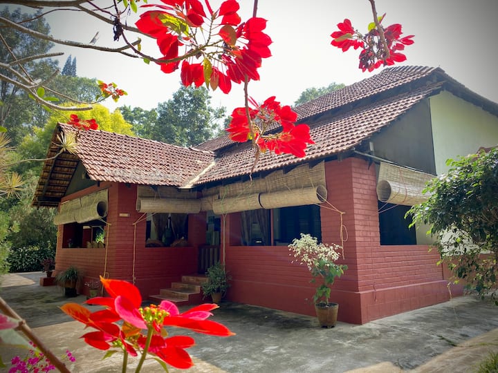 Iyris ~Private Cottage In Coorg Coffee Estate~ - Coorg (Kodagu)