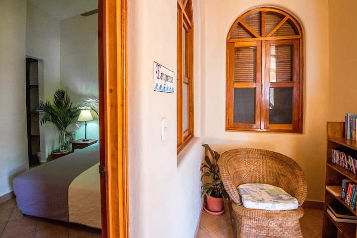 Empress | Guest Room - San Juan del Sur