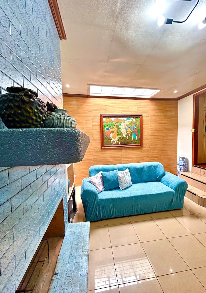 Jjcozy Guesthouse At Sta. Escolastica - 碧瑤市
