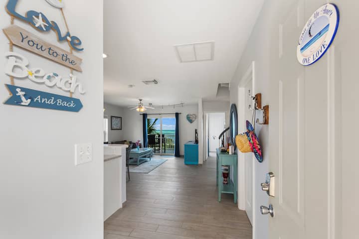 "One Love" Private Condo Directly On The Beach. - Turks and Caicos Islands