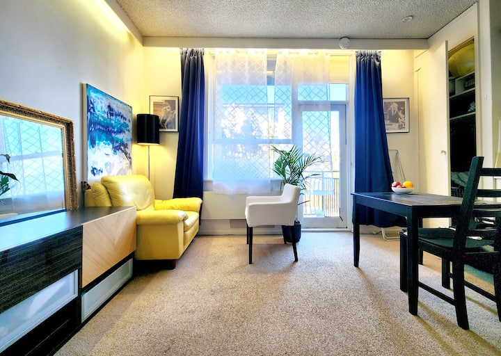 Near The Beach Entire Studio, Carpark, Balcony - St Kilda