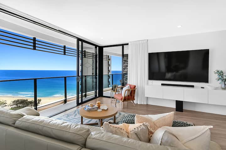 Beach Sunrise @ Oracle Level 21 - Broadbeach