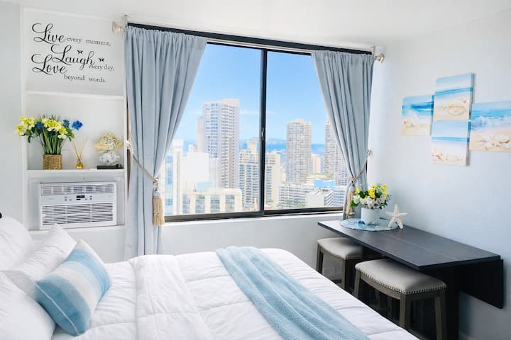 Ocean View At 32f Waikiki Modern Studio B - Kāhala Beach, HI