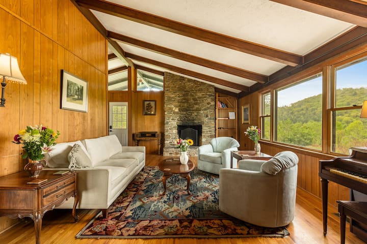 Hilltop House - Asheville, NC