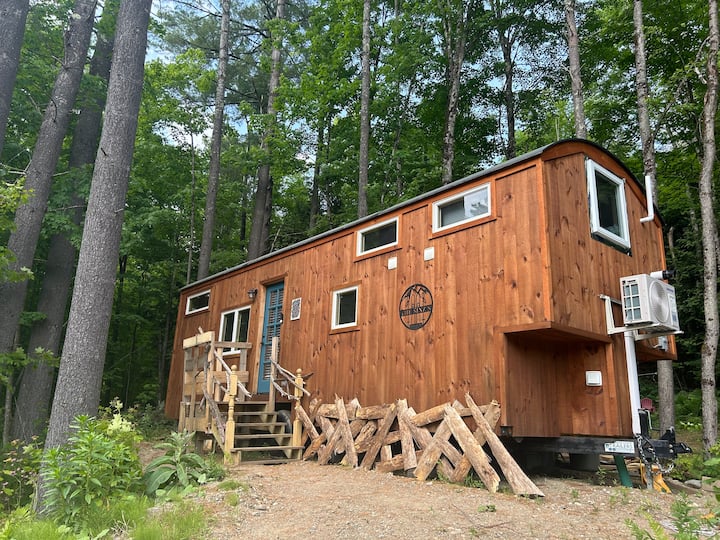 Custom Tiny Home Near Jay Peak! - Mont Sutton, QC