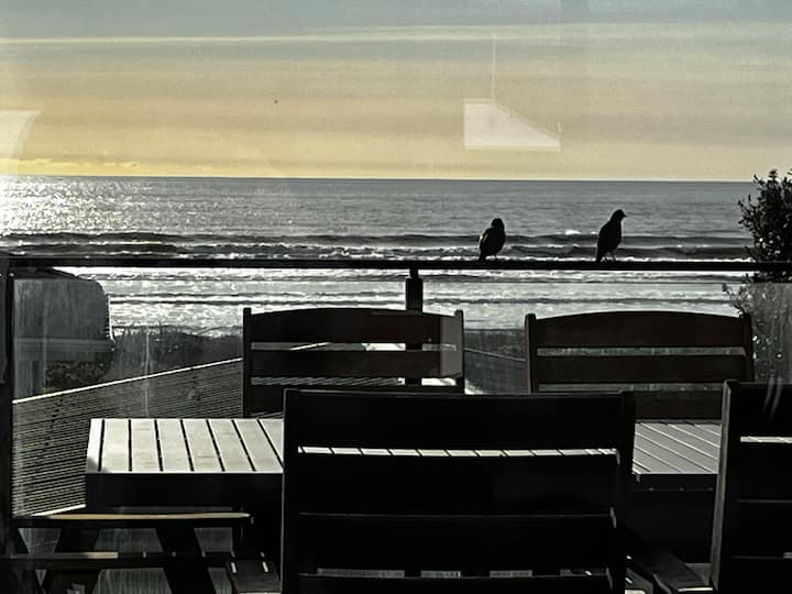Otaki Beach Retreat. - Ōtaki Beach