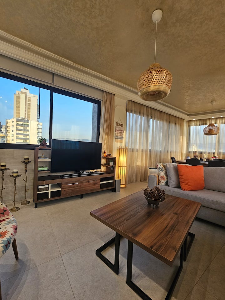 Brand New 3 Bedroom Apart In The Heart Of The City - Beirut