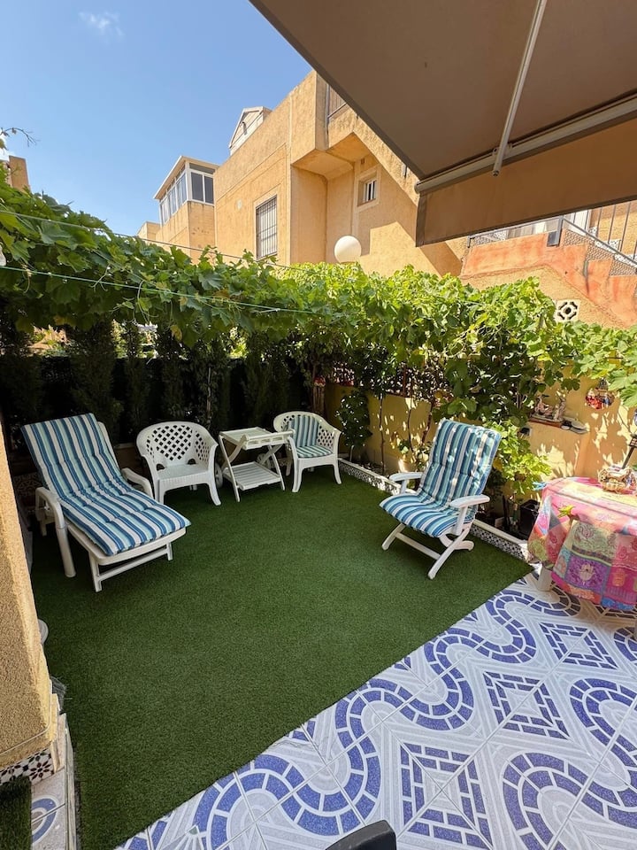 Disfruta Del Mediterráneo En Este Bonito Bungalow - Quesada