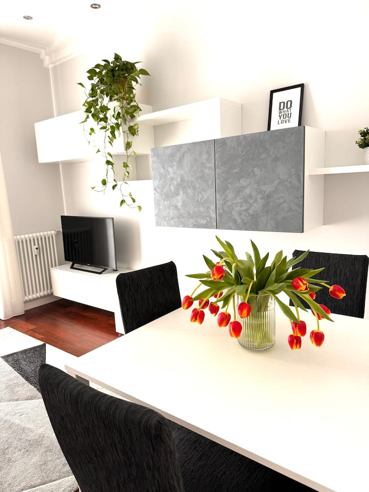 Appartamento Incantevole A Como - Como