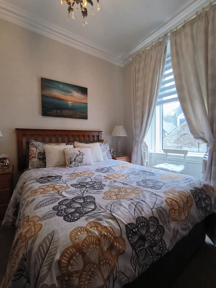 Relaxing Holiday Flat With Tranquil Garden - Isle of Arran