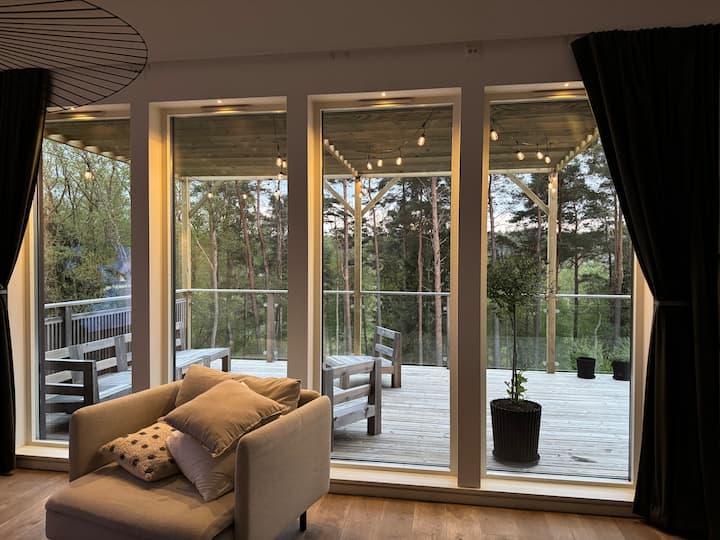 Live Close To Nature With Views Over The Treetops - Lerum