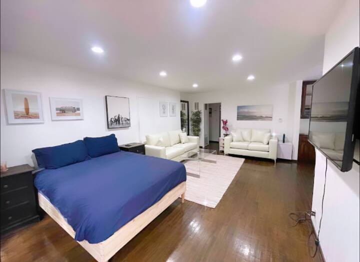 Verified Two Bedroom Two Bath Not Shared 632 - West Hollywood, CA