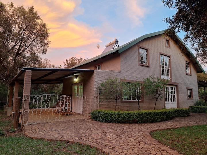 The Berry Bee Accommodation - Hekpoort